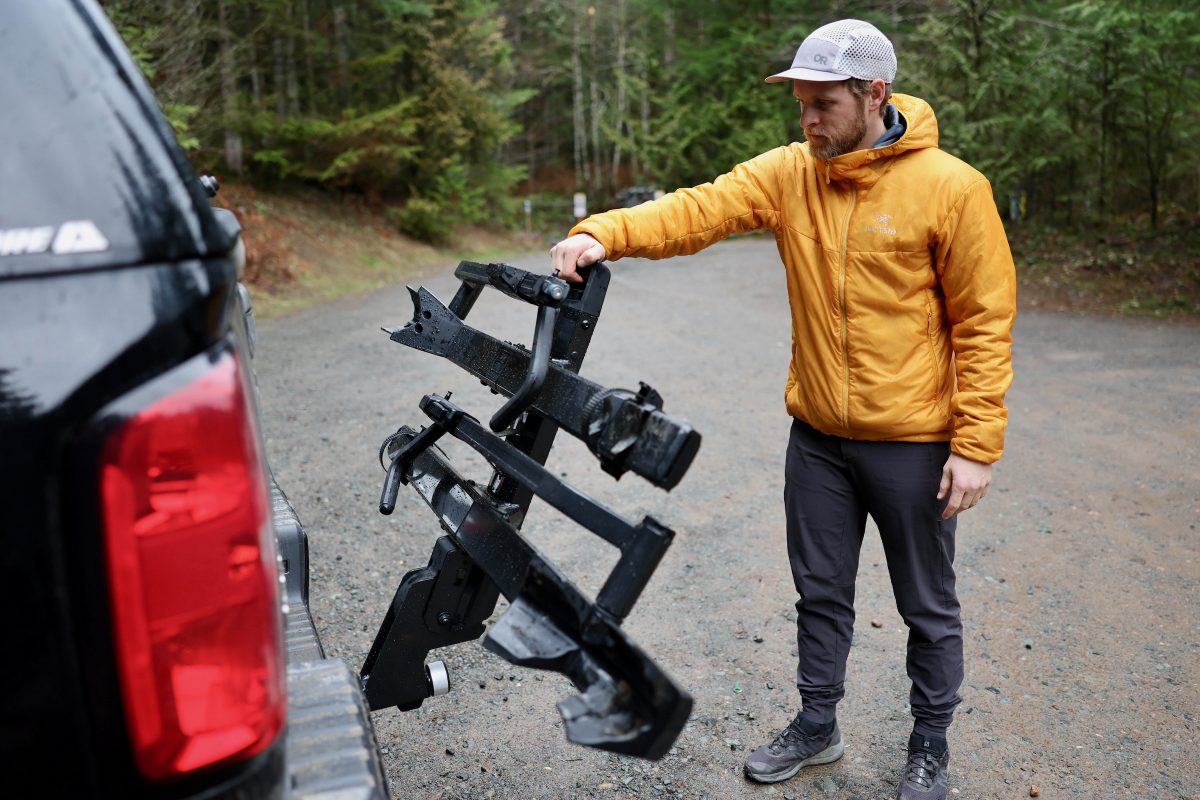 YAKIMA STAGETWO Review | In-depth Review of Yakima's Best Rack