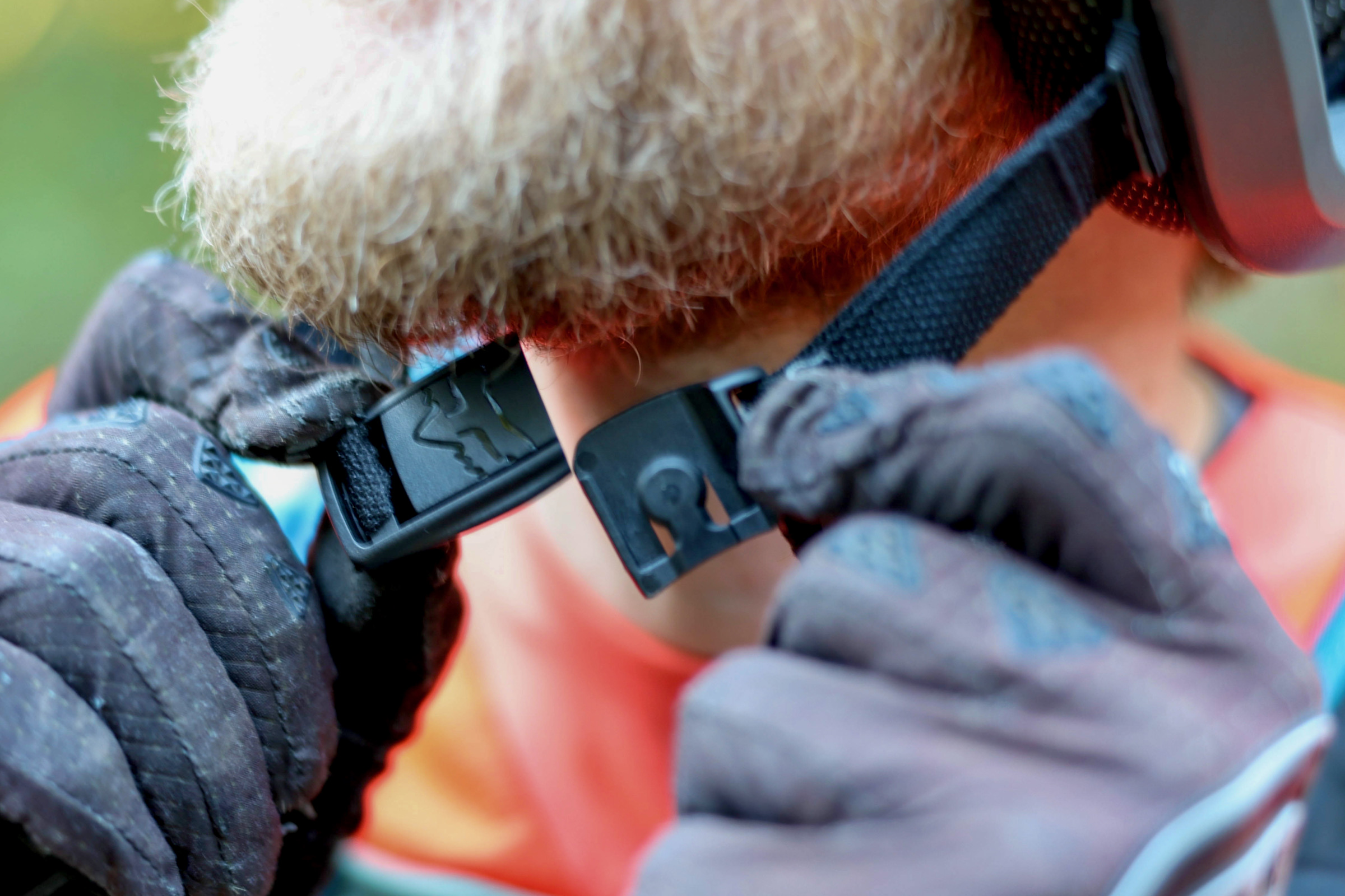 Fox Dropframe Pro Helmet Review: In-Depth Analysis & Rider Insights